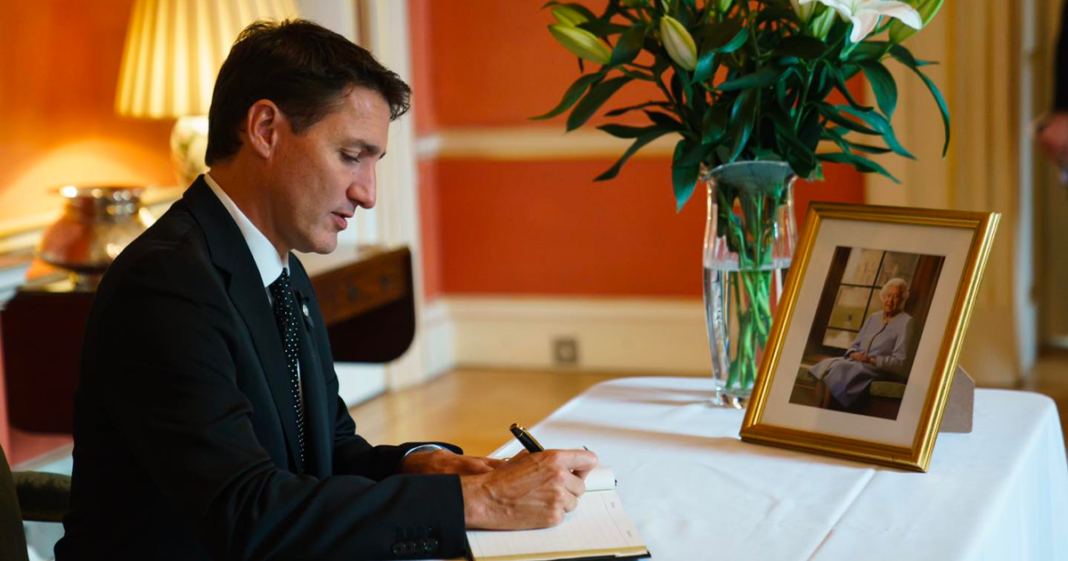 Trudeau government to remove religious symbols from Canada’s Royal Coat ...