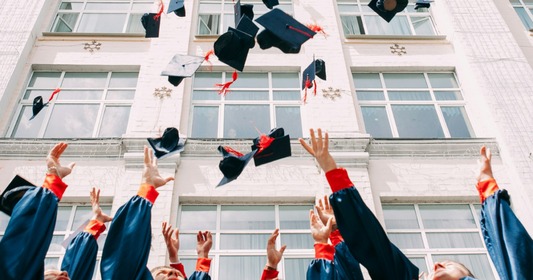 New financial literacy test required for Ontario high schoolers to ...